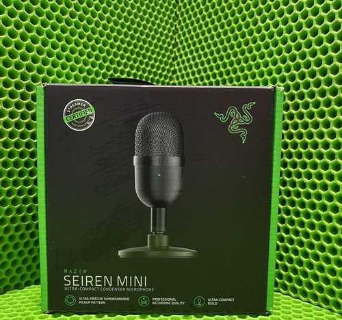 Микрофон Razer Seiren Mini