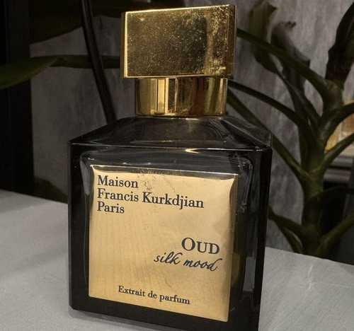 Maison francis kurkdjian oud satin mood