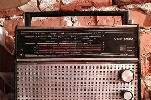Радиоприемник советский VEF 202
