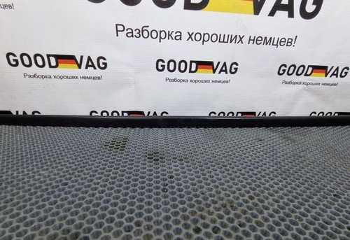 8K0854328 Уплотнитель лобового стекла Audi A4