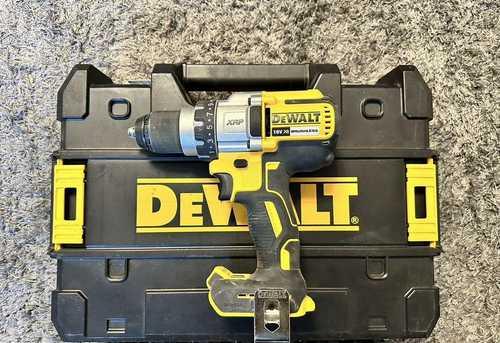 Дрель-шуруповерт Dewalt DCD991