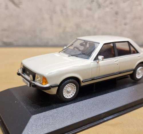 Модель автомобиля Corgi Ford Granada mkii 2.8i