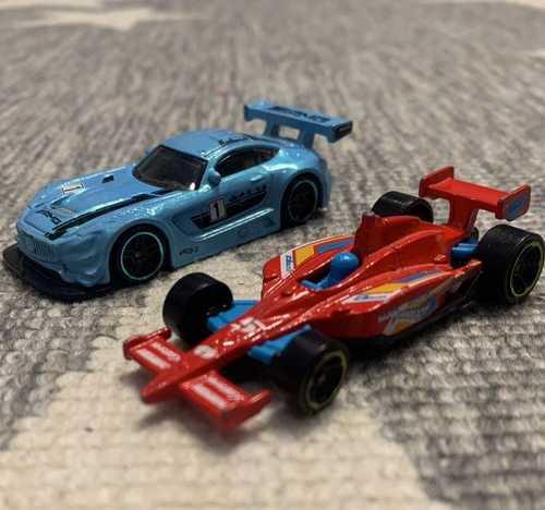 Машинки Hot Wheels,одна 250