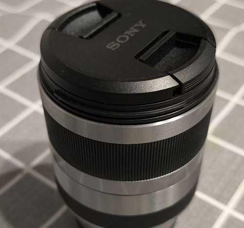 Объектив Sony E 18-200