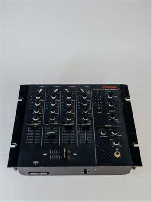 Микшерный пульт vestax VMC-004 XLu BLK