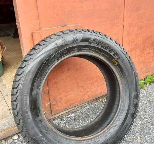 Pirelli Carrier Winter 185/65 R15