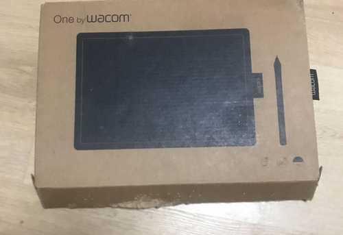 Графический планшет Wacom One Medium