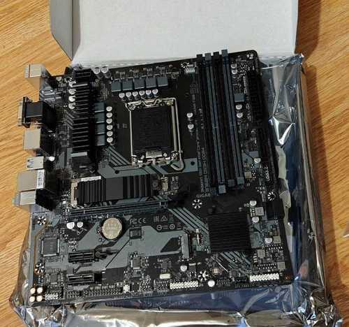 Материнская плата Gigabyte lga1700