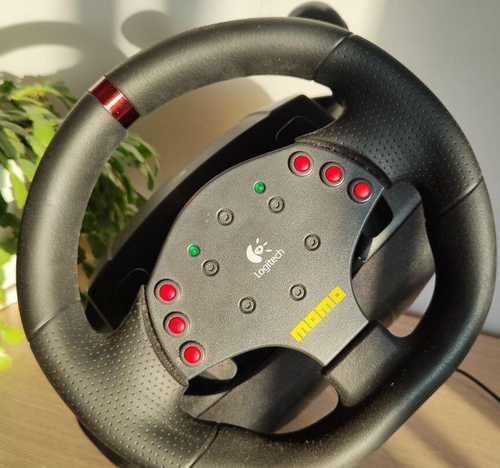 Игровой руль logitech momo racing