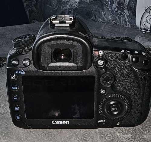 Фотоаппарат canon 5D mark iii