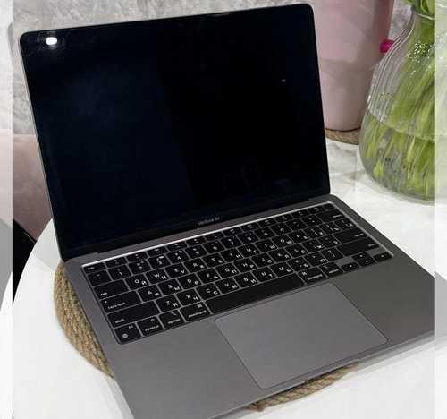 Apple macbook air 13 2020 m1