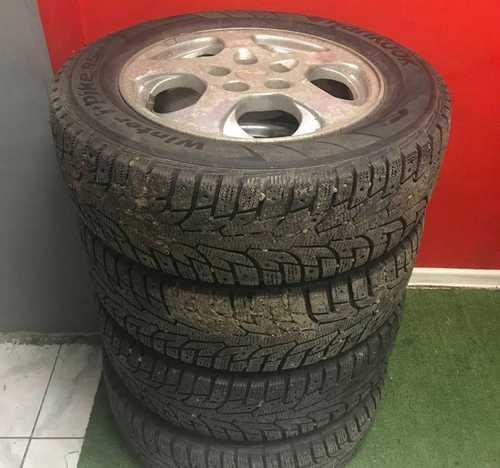 Hankook Winter I'Pike 205/65 R16 95T