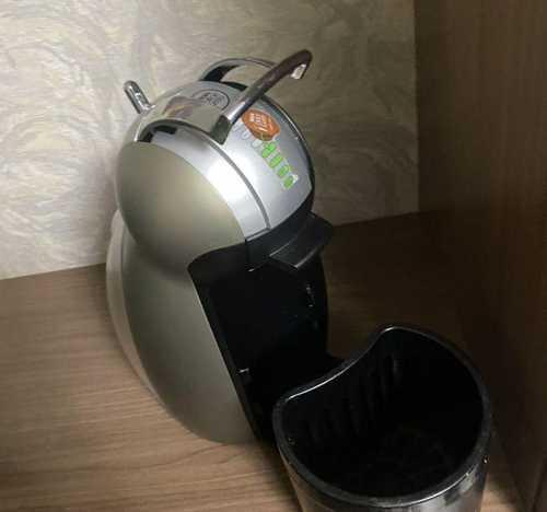 Капсульная кофемашина Dolce Gusto