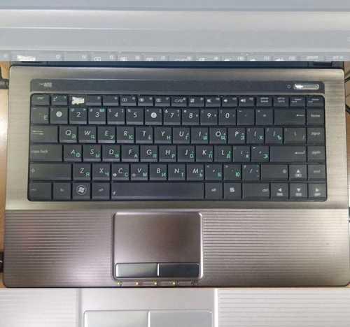 14" ASUS K43T, A4, RAM 2 ГБ, 320 ГБ, Radeon HD 6650M