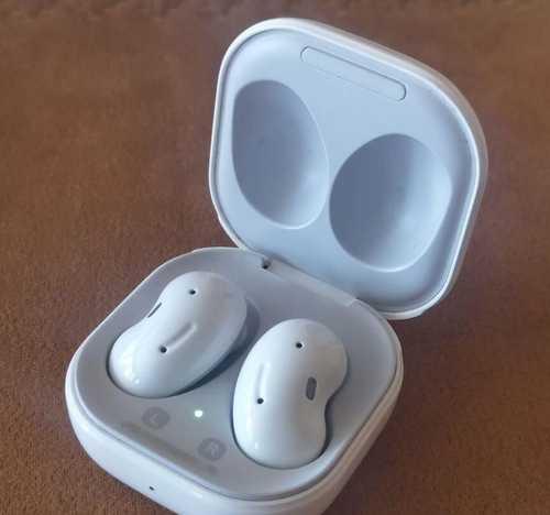 Наушники samsung galaxy buds live