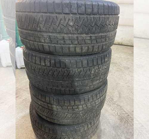 Triangle Snowlink TWT02 265/40 R20 104V