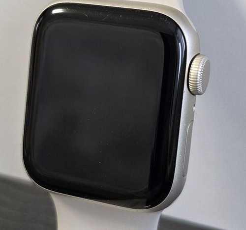 Часы Apple Watch SE 40 mm 2022