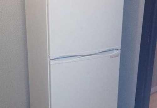 Продам холодильник Атлант б/у