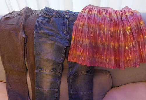 Отличные вещи на девочку 140 рост (джинсы, брюки)