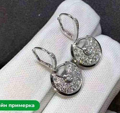 Серьги Amulette de Cartier из белого золота с бриллиантами Pave 1,16ct