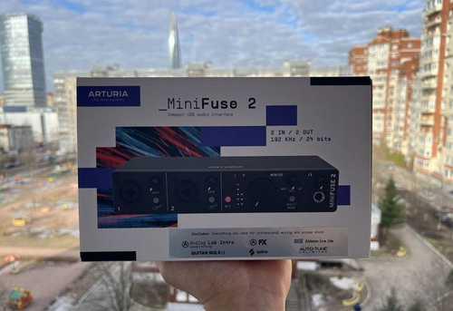 Звуковая карта Arturia MiniFuse 2 новая