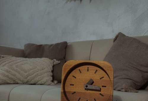 Настольные деревянные часы Time Plato'S. Quadrat