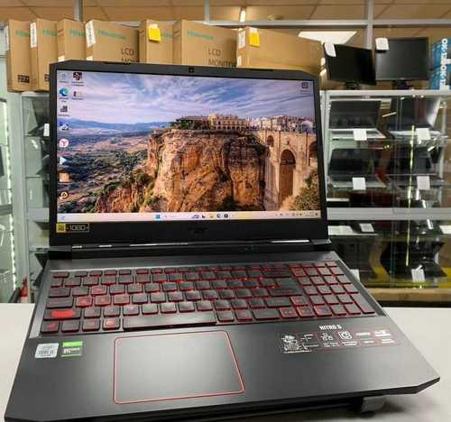 Ноутбук Acer Nitro 5 Core i4/ GTX 1650 Ti/ SSDx2