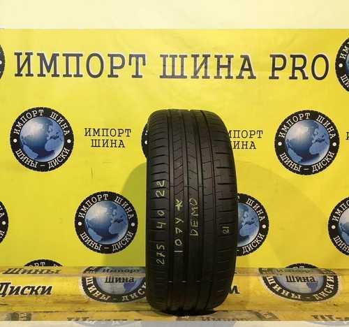 Pirelli P Zero PZ4 275/40 R22 107U