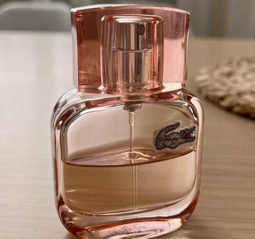 Туалетная вода Lacoste L.12.12 Pour Elle Sparkling