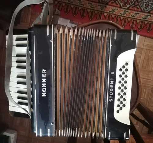 Аккордеон hohner student 3 (40-е годы)