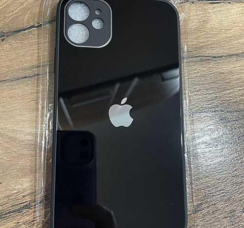 Чехол на iPhone 11 стеклянный новый