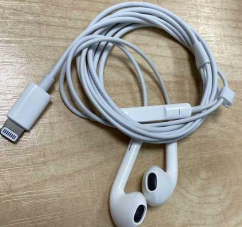 Наушники earpods lightning apple