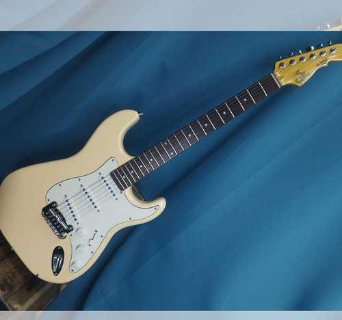 ESP Grass Roots G-SE-42R Stratocaster (Korea)