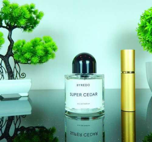 Byredo Super Cedar Отливант