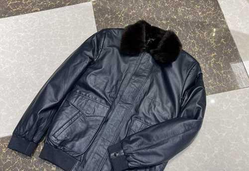 Кожаная куртка с мехом Kiton