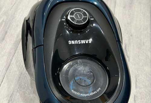 Пылесос Samsung SC18M21C0VN