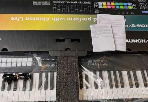 Midi-клавиатура Novation Launchkey 61 MK3