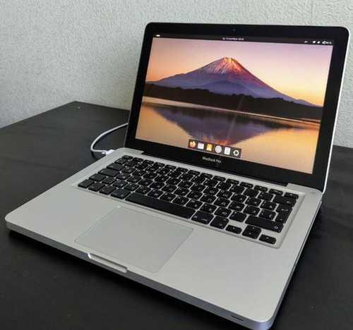 Apple MacBook Pro 8,1