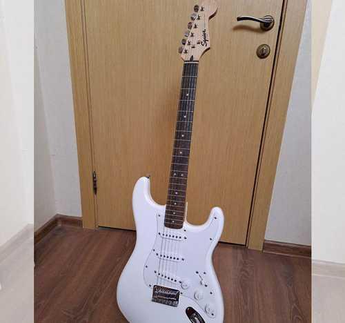 Электрогитара fender squier bullet