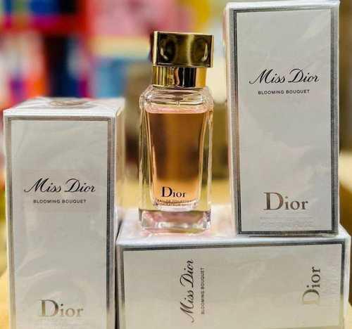 Miss Dior blooming bouquet