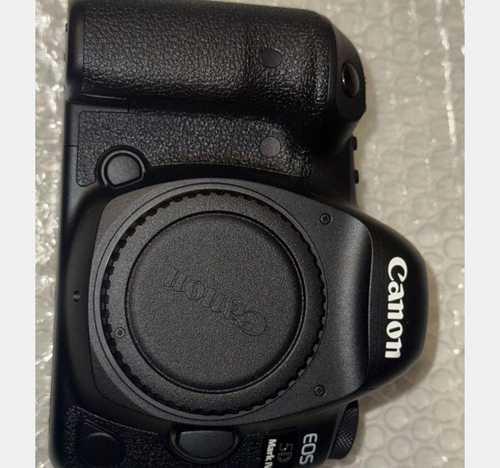 Canon eos 5D mark iv body