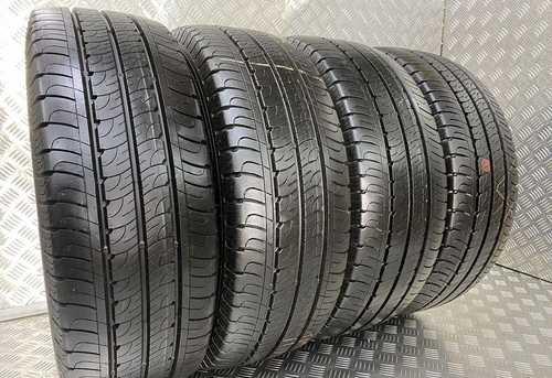 Goodyear EfficientGrip Cargo 215/65 R15C 102T