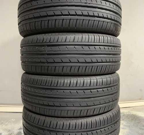 Yokohama BluEarth-ES ES32 215/60 R16 99V