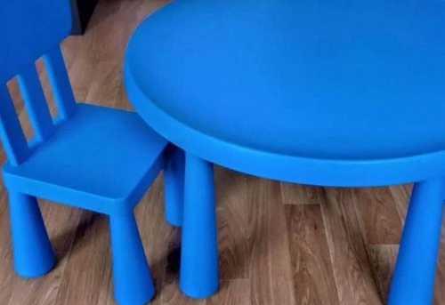 Детский стол IKEA маммут +2 стульчика