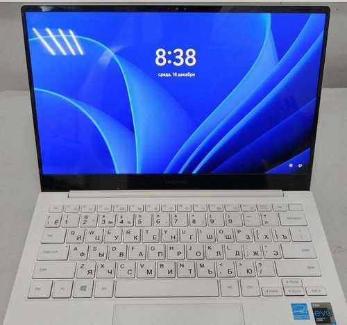 Ноутбук Samsung galaxy book i5 8/256