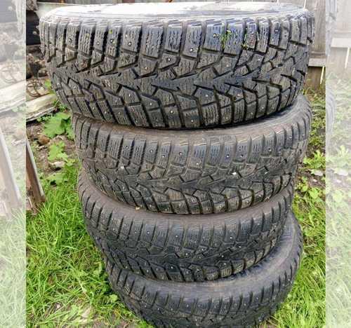 Maxxis ArcticTrekker NP3 195/65 R15 95T