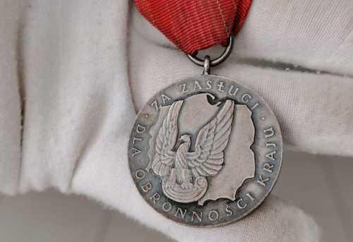 Медаль За заслуги в обороне 1971 - 1990 гг