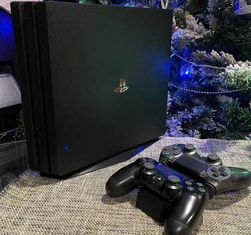 Sony PS4 Proшитaя 1tb(Как новая\Более 1000 игр)