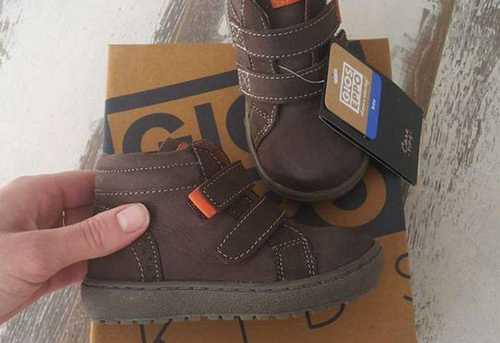 Новые кожаные ботинки испанской фирмы Gioseppo