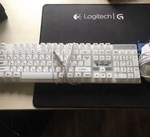 Игровая клавиатура и мышь светящаяся
